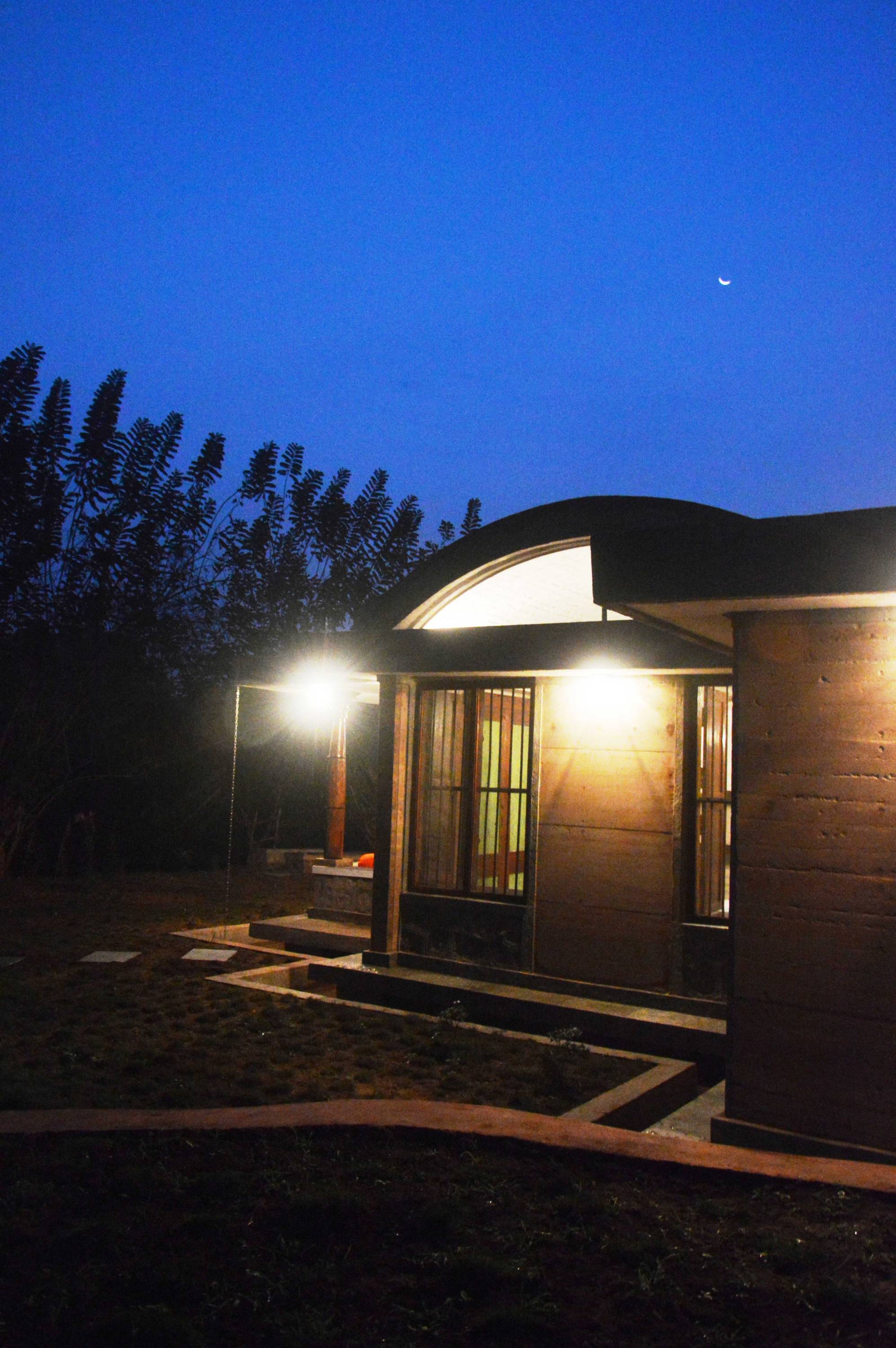 Bhatia Farm Residence: The Vrindavan Project | thinkMATTER